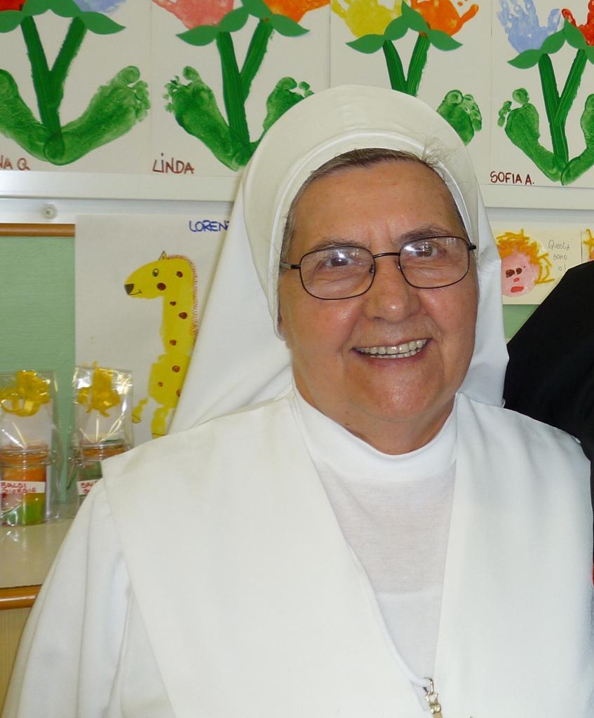 Roggiano - ARTICOLI ATTIVITA - RICORDO SUOR MARIA